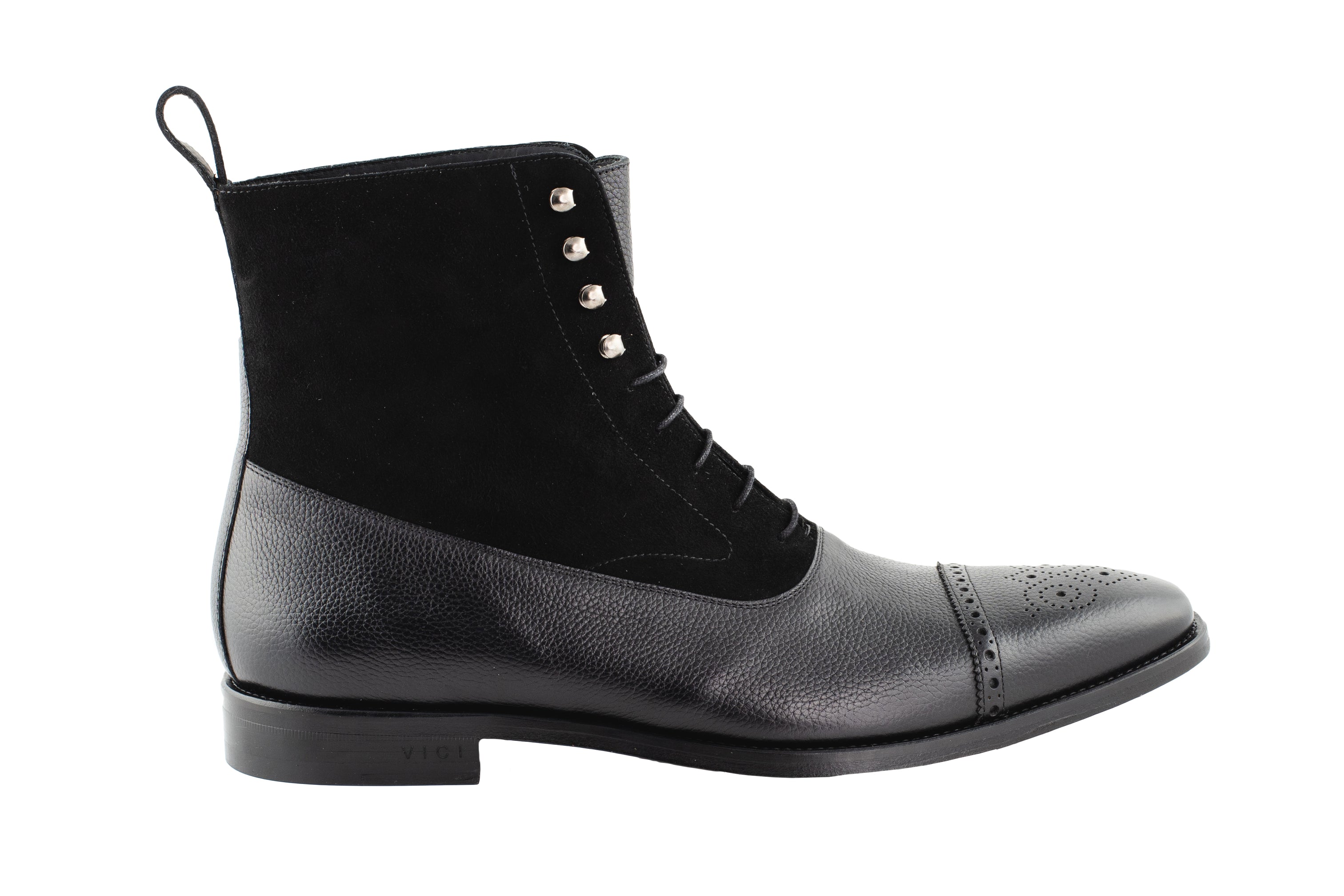 Boots – World of Vici